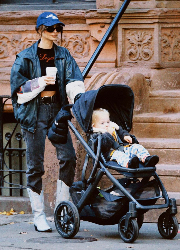 Las botas favoritas de Emily Ratajkowski – Montserrat Messeguer